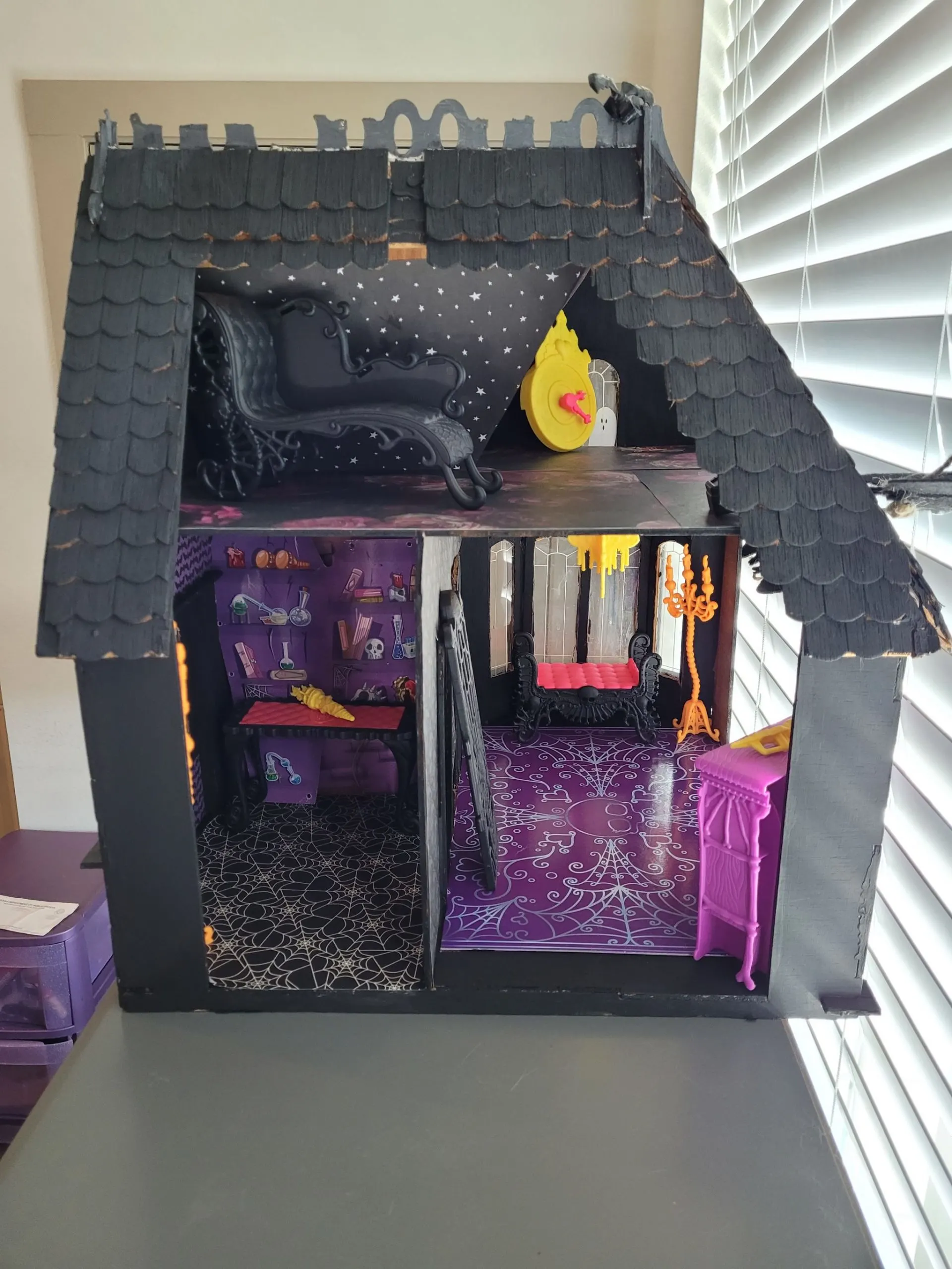 How To Make A Diy Haunted Dollhouse Splendry
